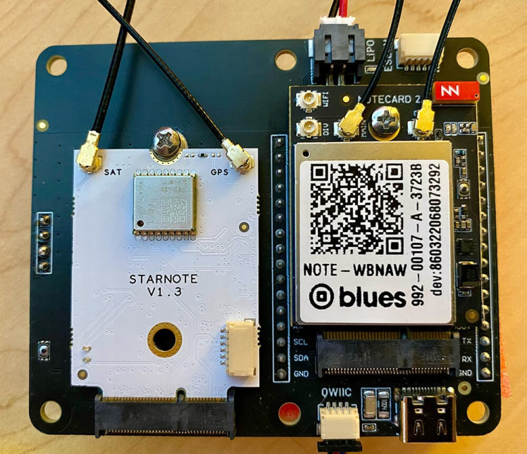 Blues Starnote: Enabling Two-Way Satellite Messaging for IoT and Remote Communication